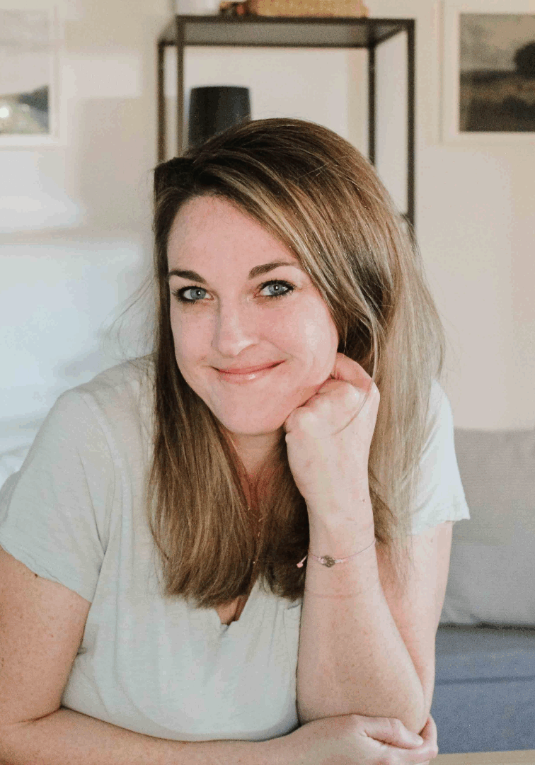 Pinterest Manager Academy Enrollment - Emilee Vales